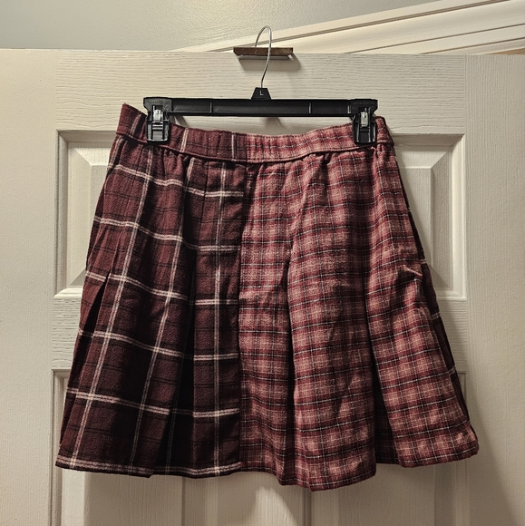 Hollister | Skirts | Red Checkered Skirt | Poshmark